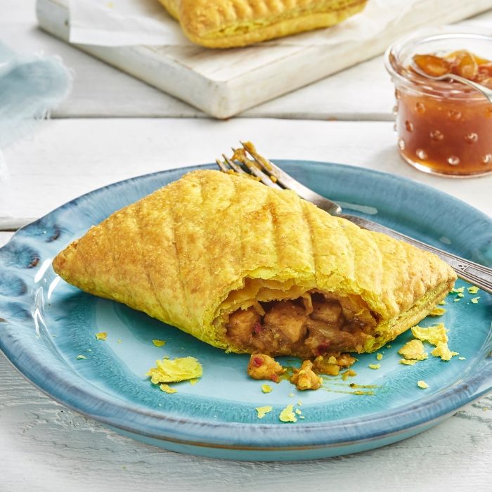 PUFF PASTY BAKED SLICES CHICKEN BALTI